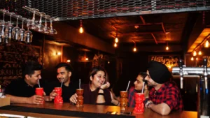 6 Best Cheap Bars And Lounge In New Delhi